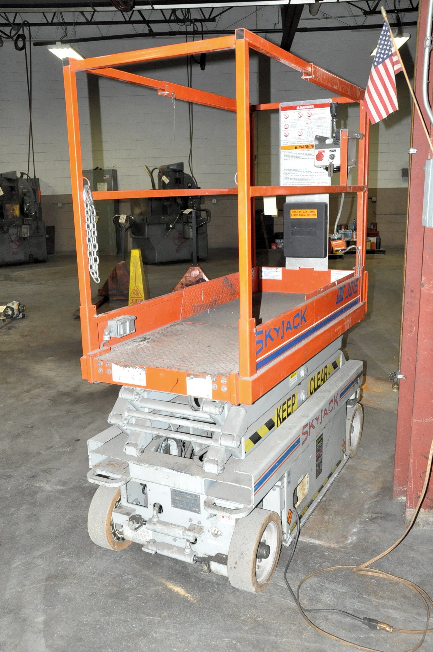 SKYJACK MODEL SJ III 3015, Electric Platform Lift, S/n 150756 (2000 ...