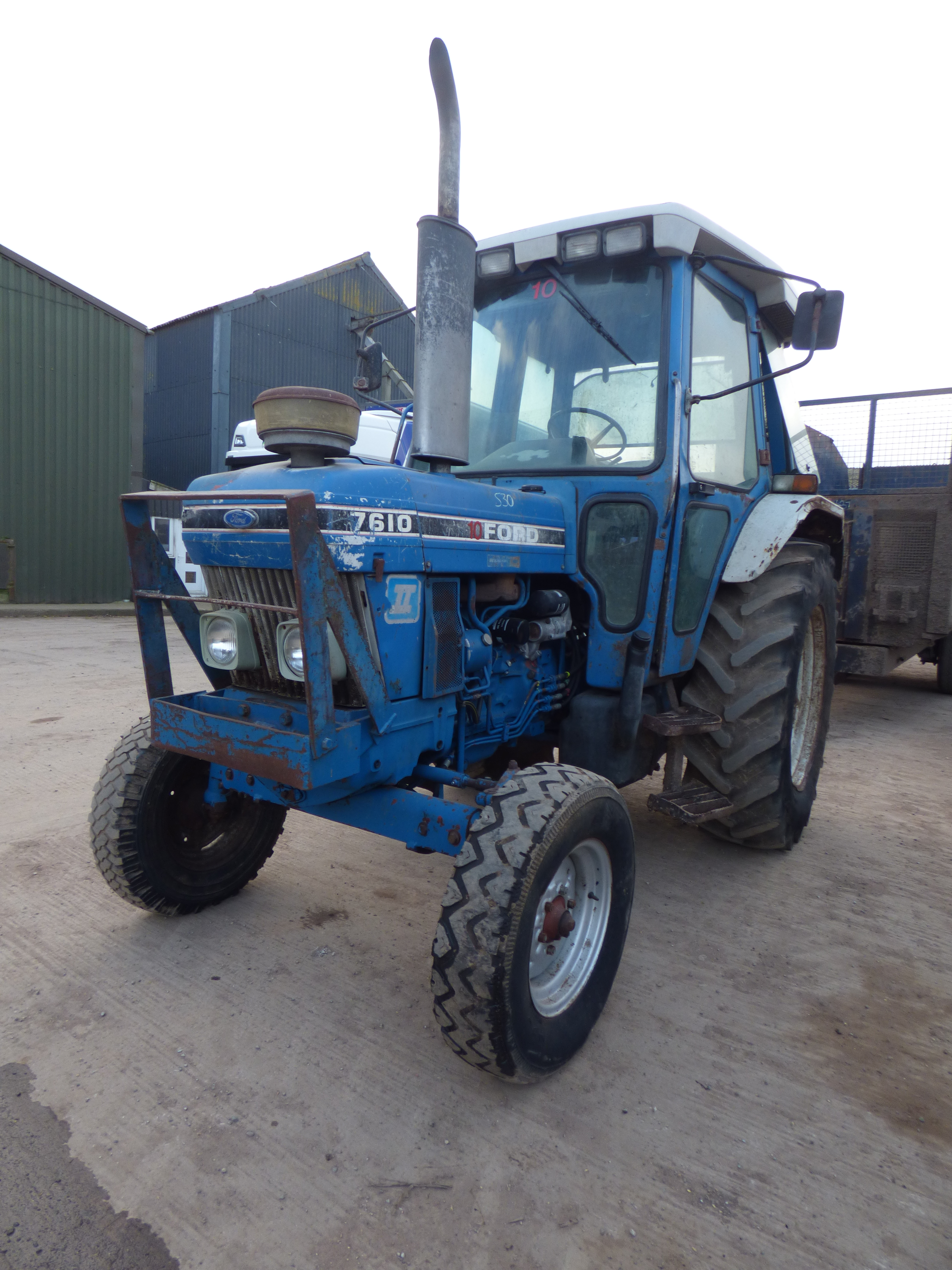 FORD 7610 2wd TRACTOR Super – Q Cab (E921 CDM) Hours: Unknown Power ...