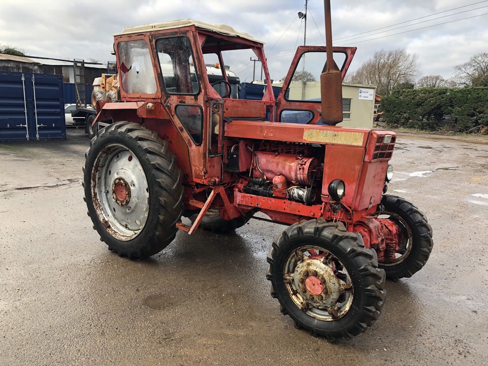 LOT WITHDRAWN | Belarus T40a all Wheel Drive Tractor, Engine starts ...