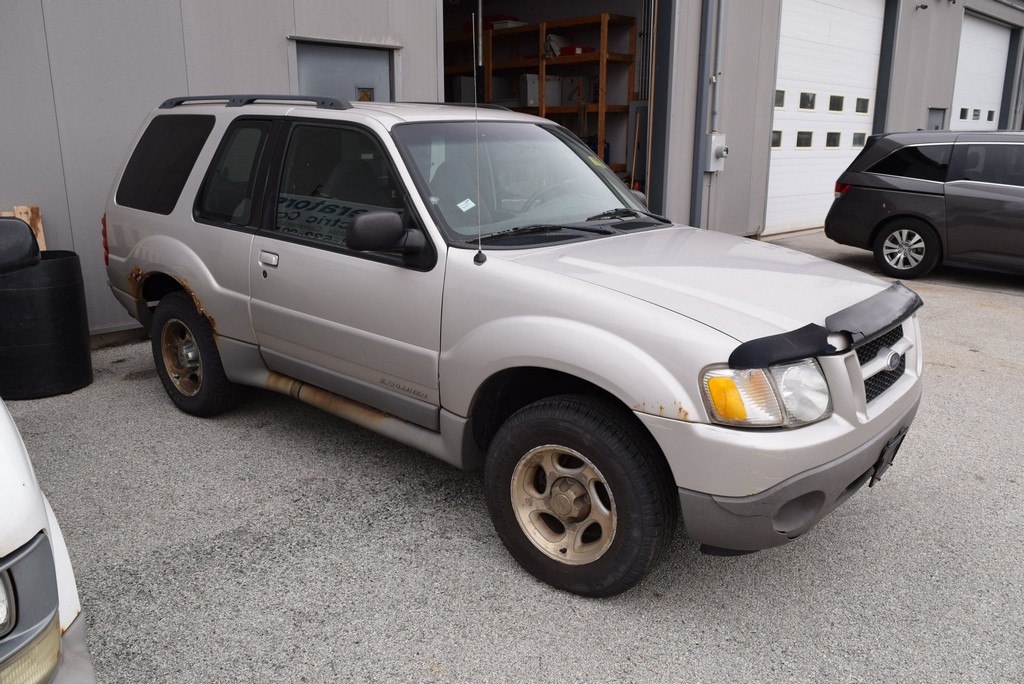 2002 FORD EXPLORER, 2 DOOR SUV VIN 1FMY46EX2YC51508 4L V6, Automatic ...