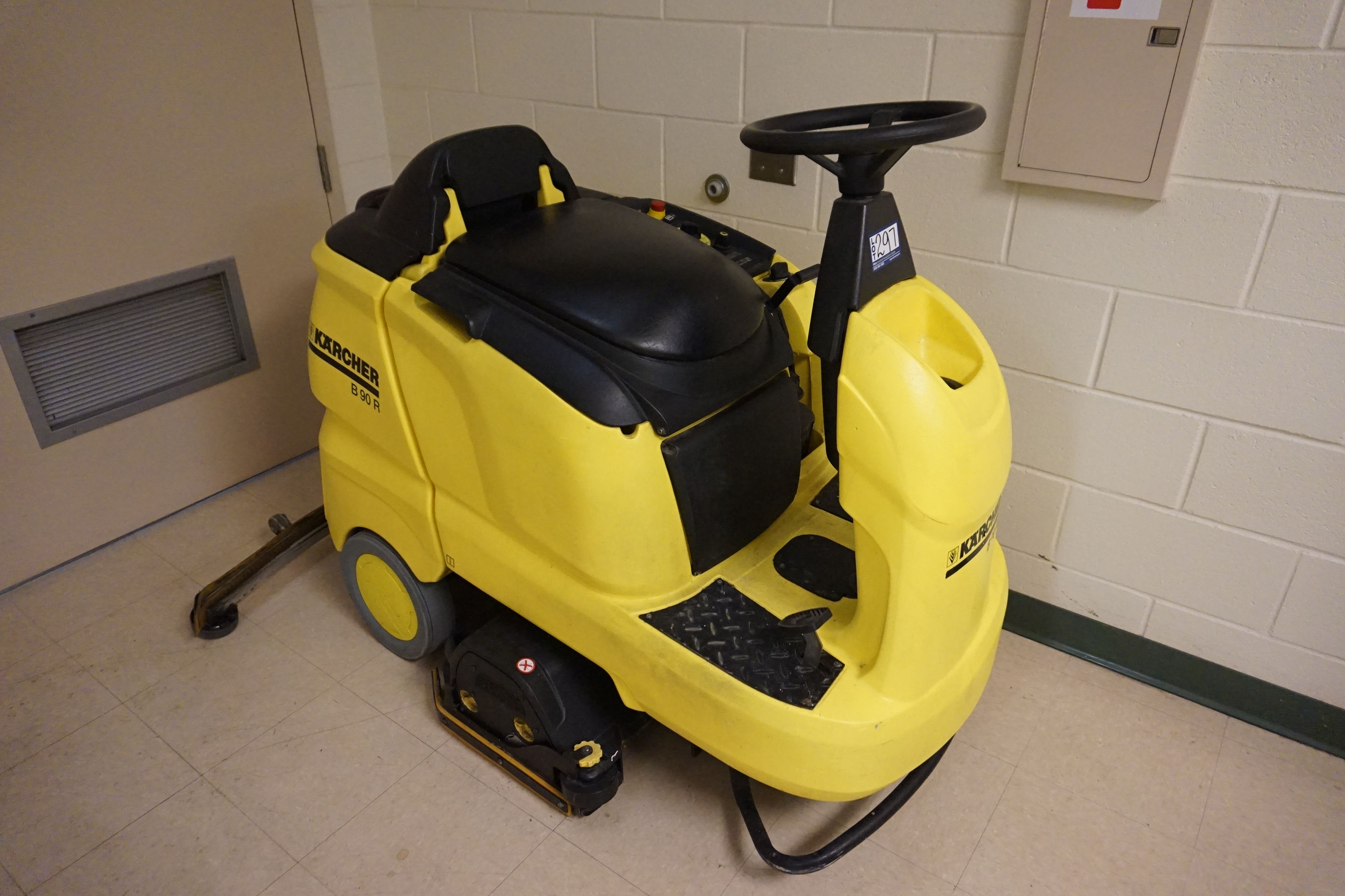 Karcher Model B90R Floor Scrubber, Battery Powered, Ride-on with Delta ...