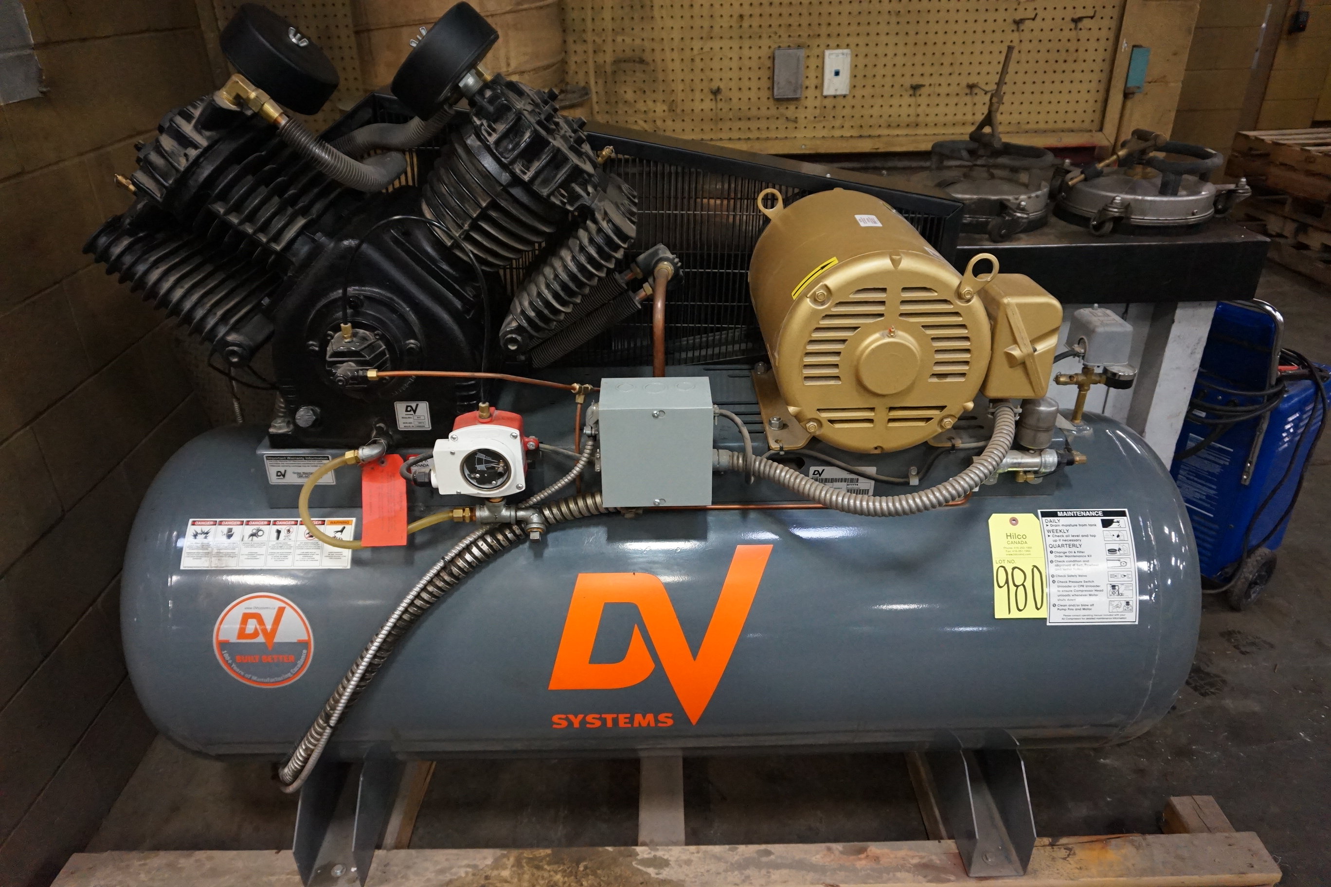 DV Systems Model VAV-5062-45XL 15 HP Air Compressor, Serial Number ...