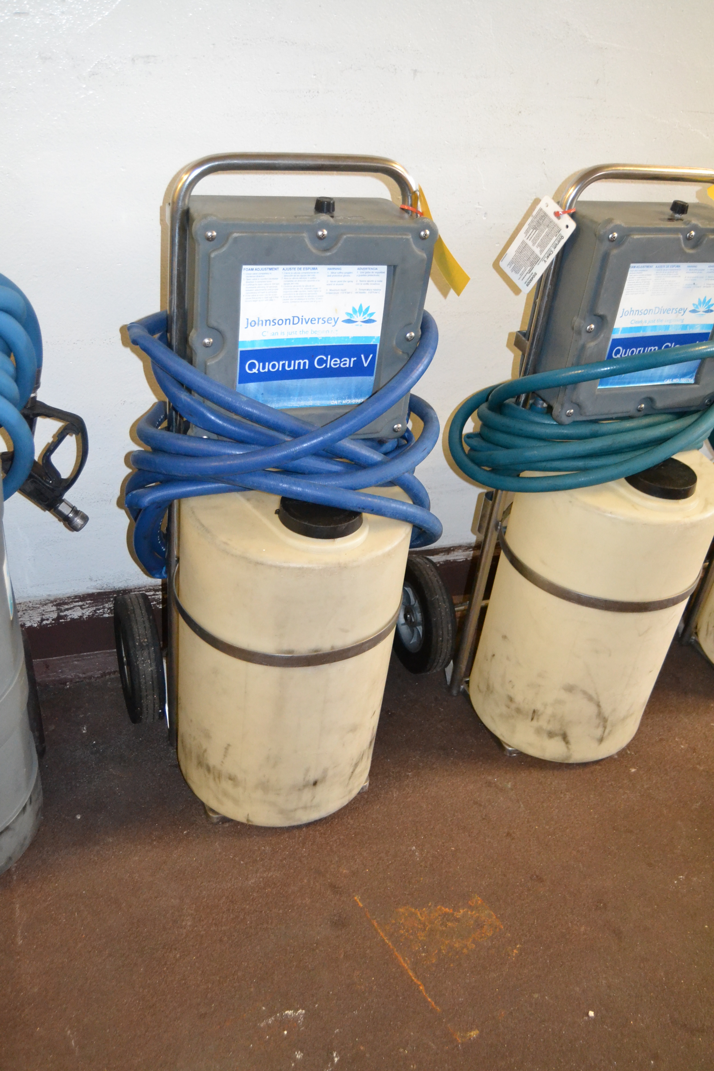 Johnson Diversey Quorum Clear V Portable Foamer