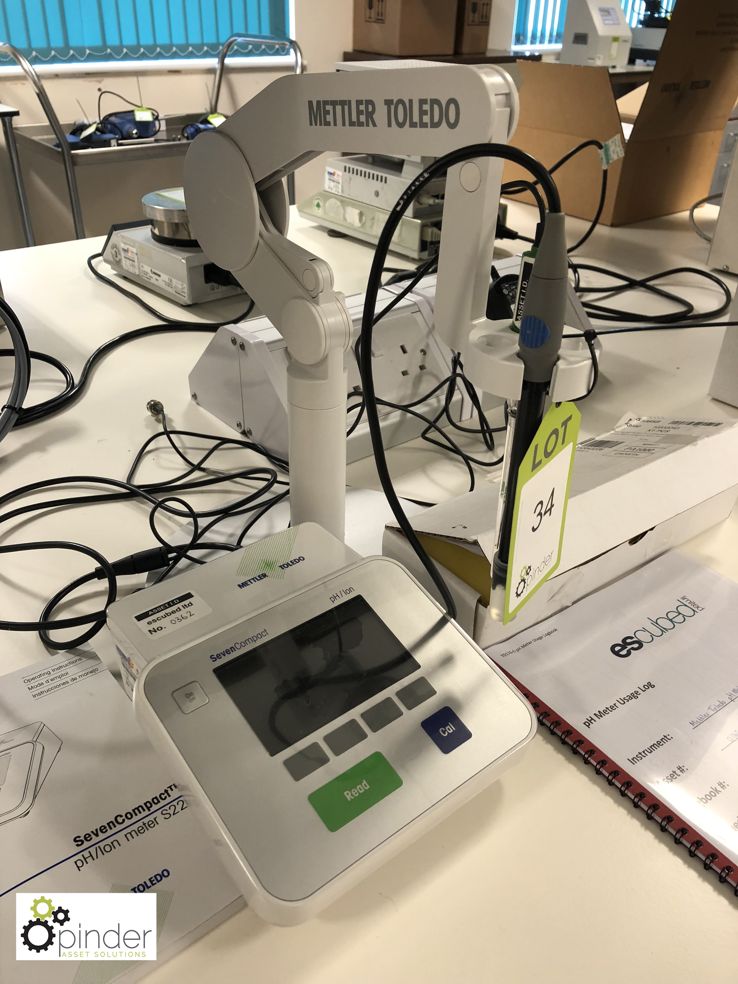 Mettler Toledo Seven Compact S220 pH/Ion Meter (located in Room E)
