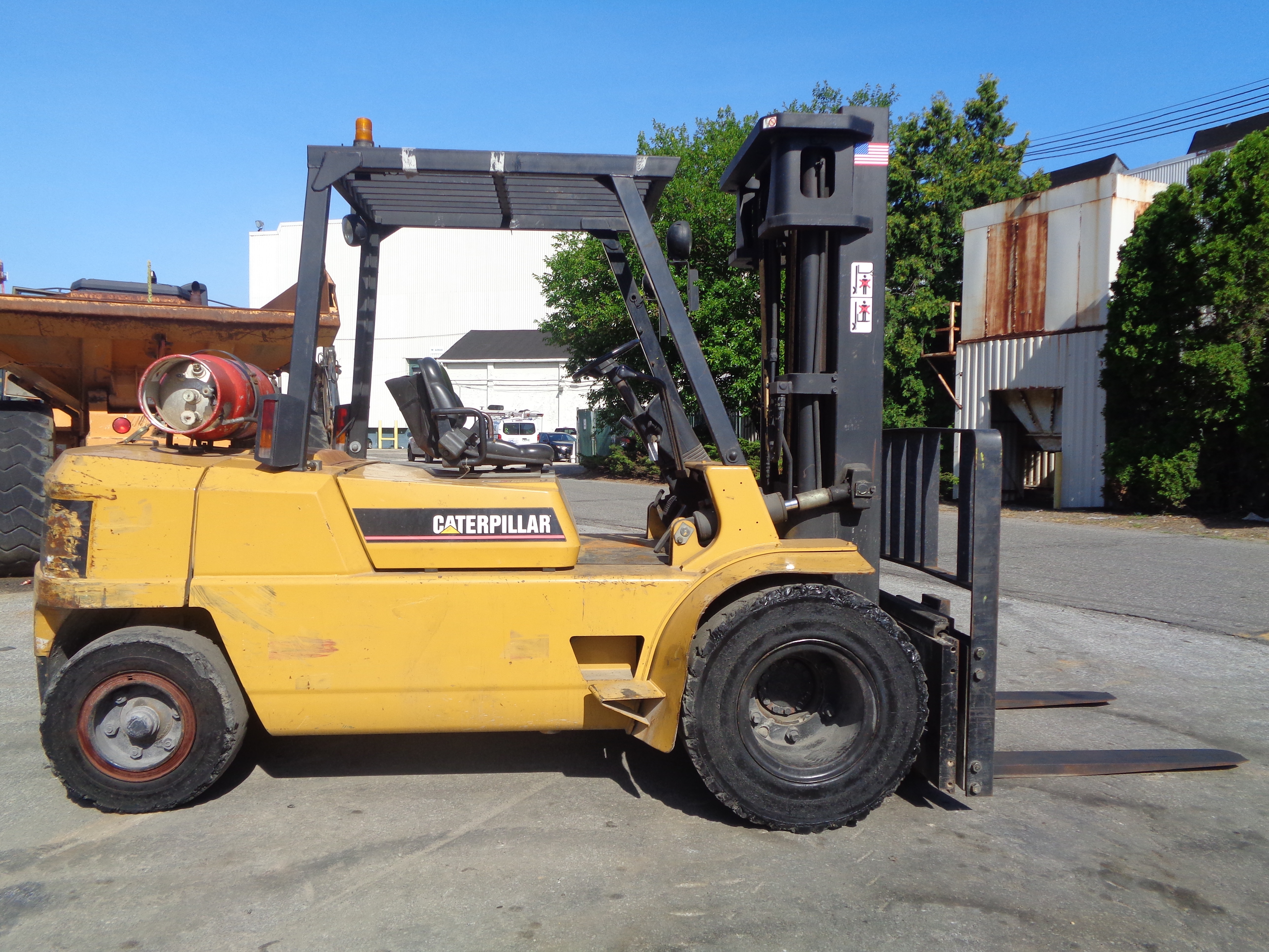 Make: Caterpillar Model: GP45 SN: AT3300312 Propane (bottle not ...