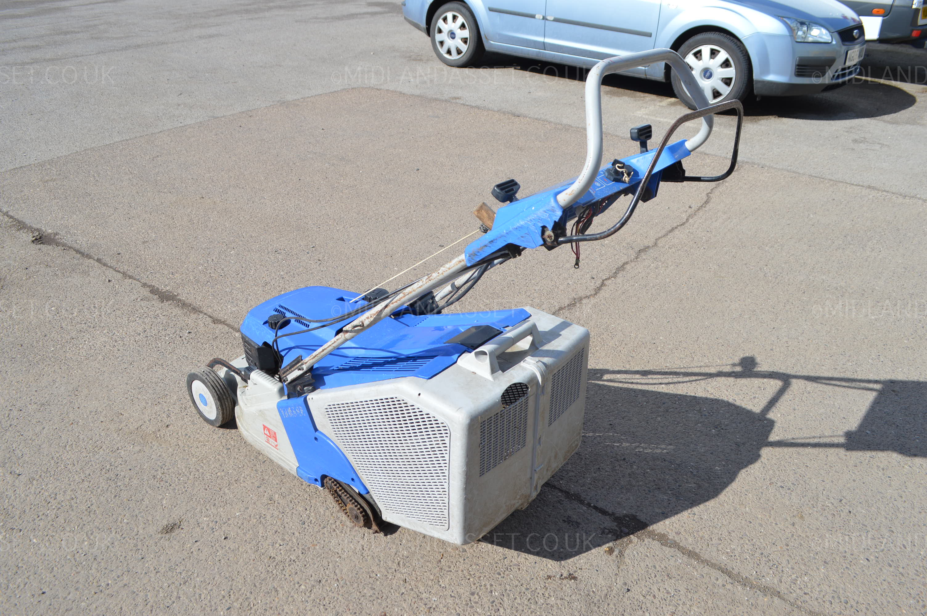 K - YAMAHA YLM 346 SELF PROPELLED LAWN MOWER *NO VAT* MAKE: YAMAHA ...