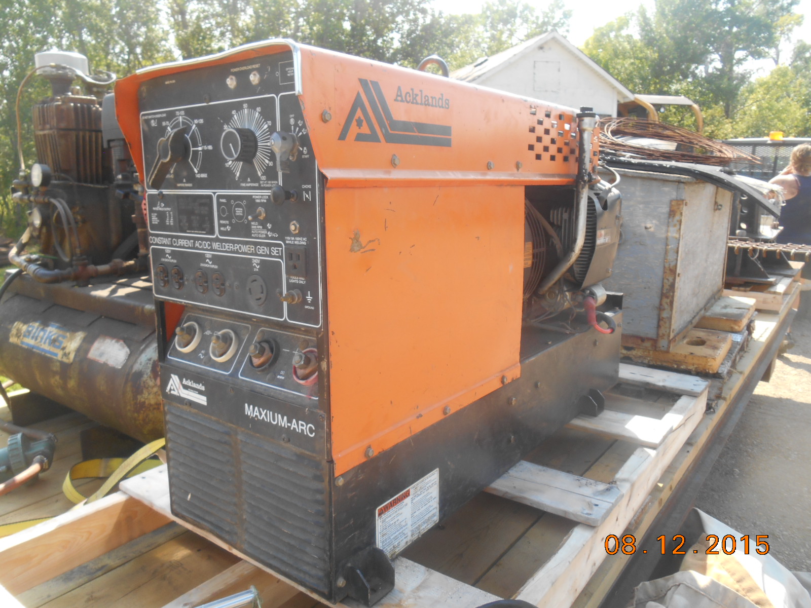 Acklands welder and generator