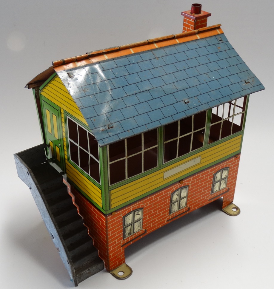 HORNBY O GAUGE SIGNAL BOX