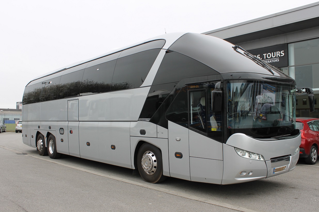 Neoplan Starliner N5218 SHDL - MX59 BLZ Date First Registered:- 01 Oct ...