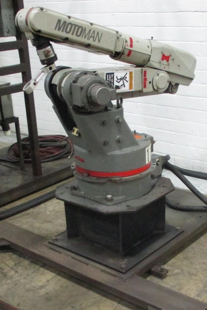 **Located in Brook Park, OH** Motoman Robotic Weld Cell, Includes ...