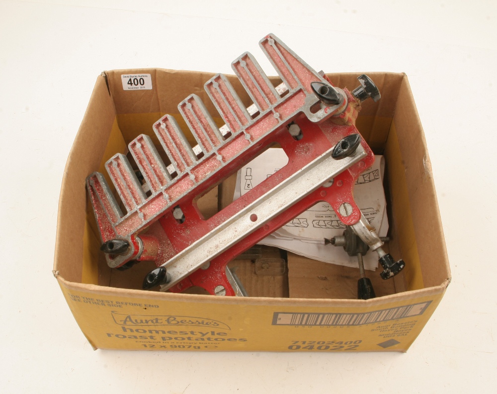 An ARCOY dovetailer with three cutters G