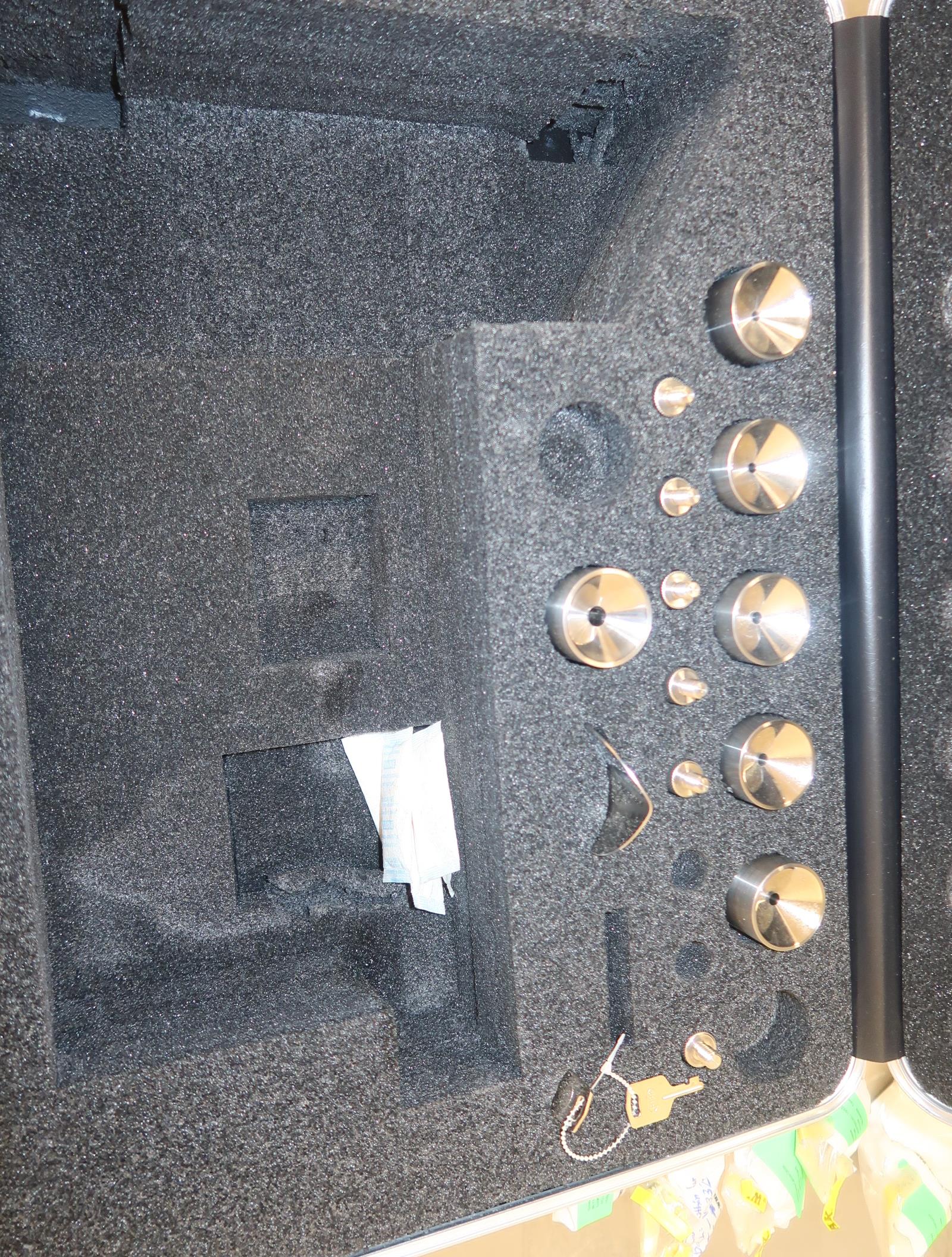 BOSCH DIGITAL SLUG TESTER W/ CASE AND TOOLING