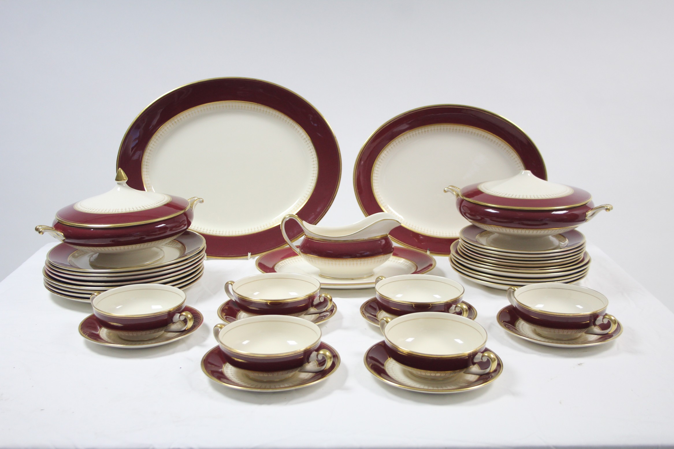 A Simpsons pottery of Cobridge thirty-seven piece Ambassador ware part ...