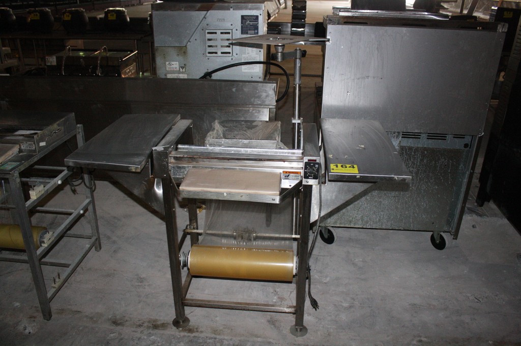 HOBART MODEL HWS-4 HAND WRAP STATION W/12-HR TIMER