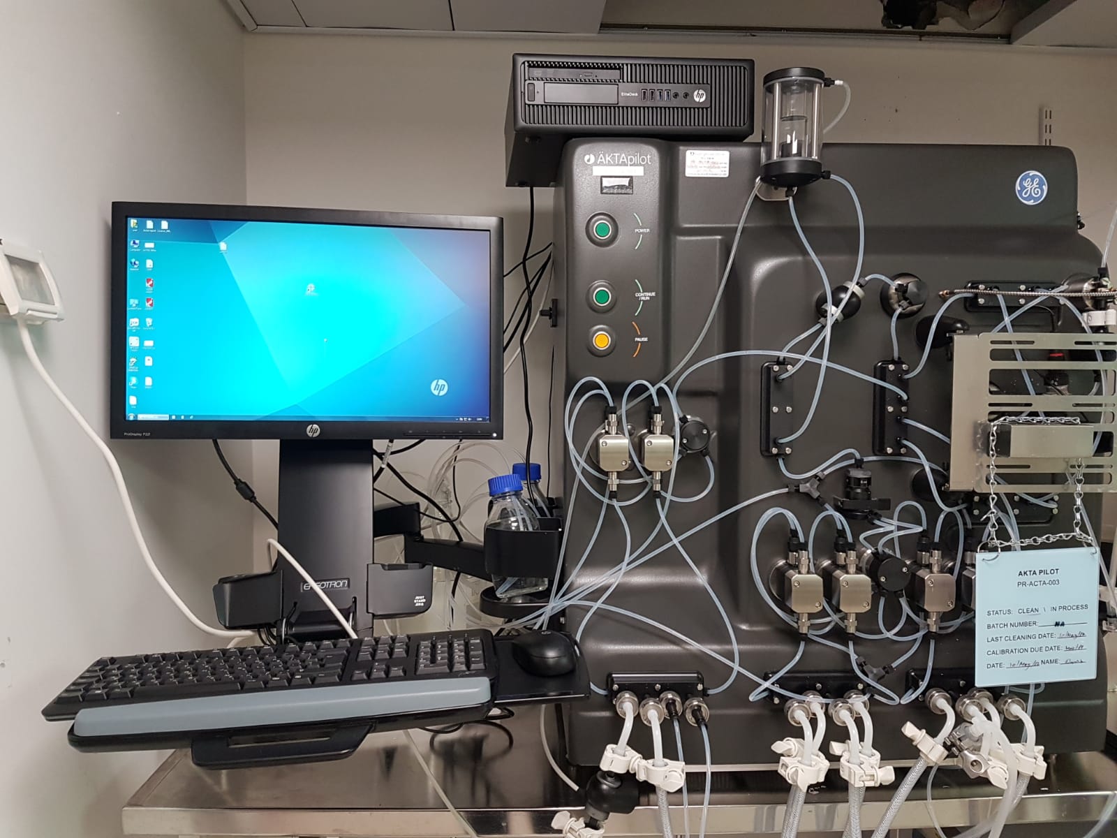 1 x GENERAL ELECTRIC AKTApilot Automated Liquid Chromatography System ...