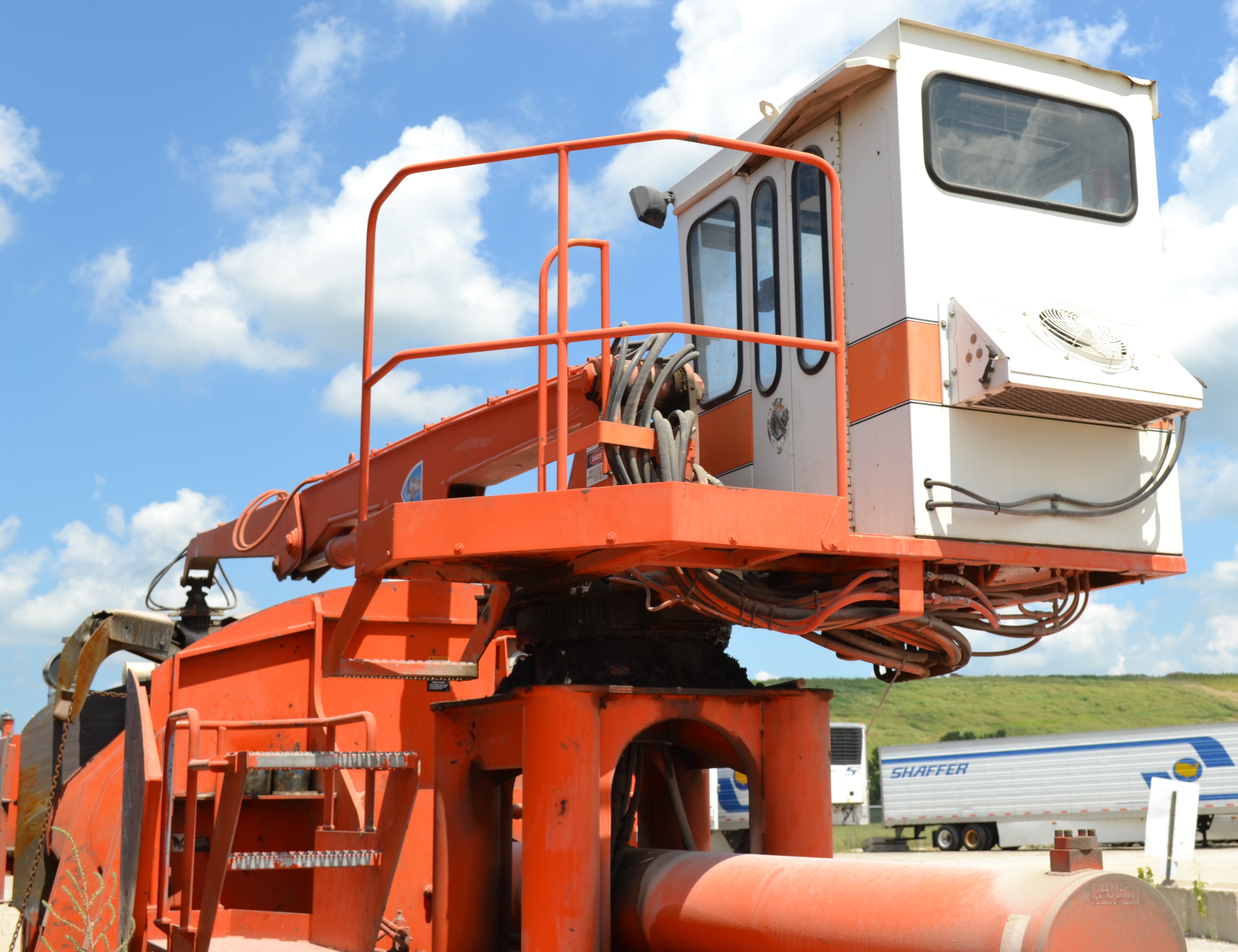 2003 Al-Jon Model 580CL Portable Auto Logger/Baler, Triple Axle, Diesel ...
