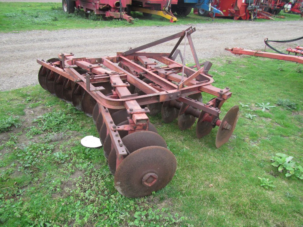 McCormick International 120 8ft Mounted Disc Harrows