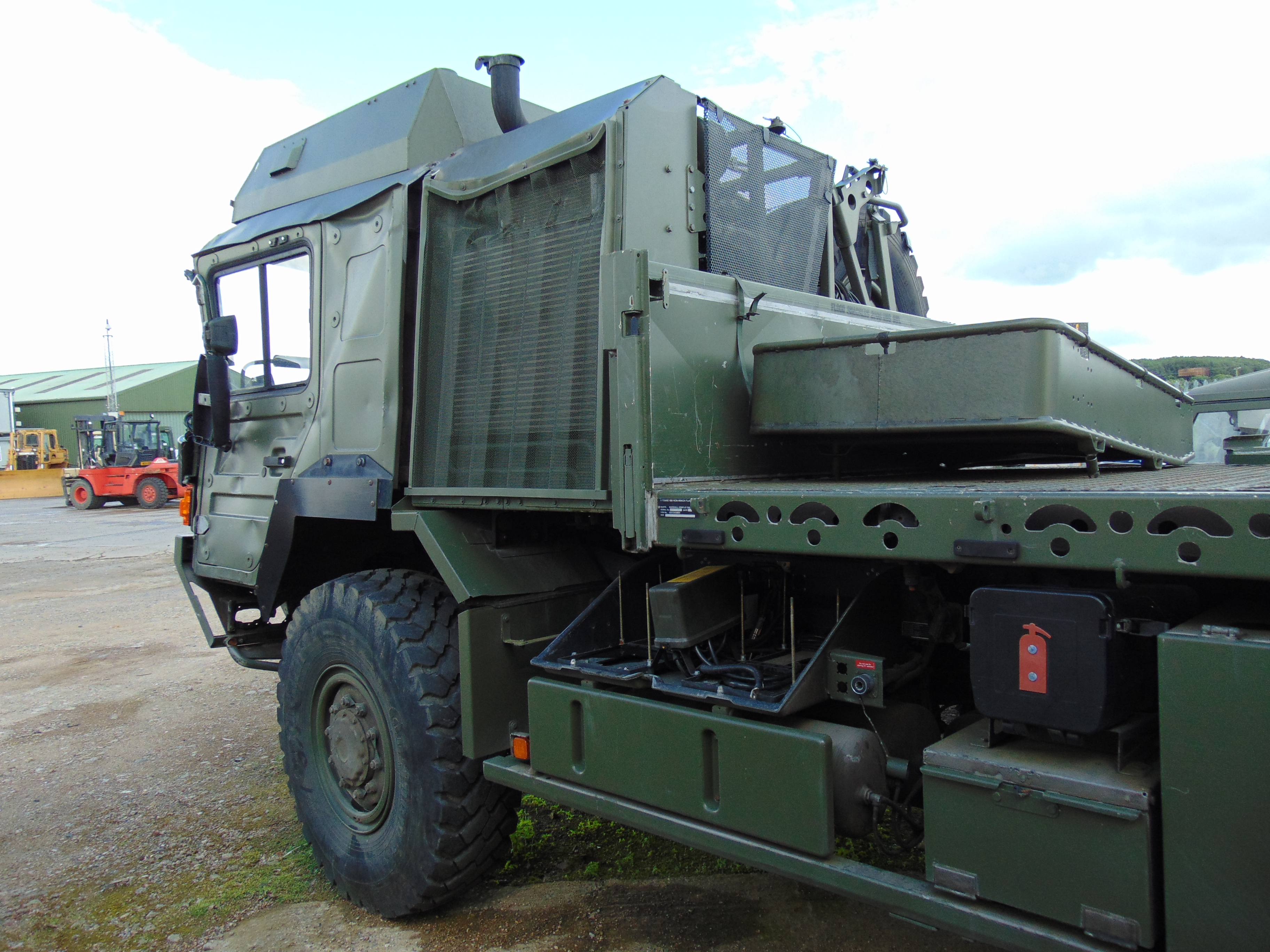 You are bidding on Direct from the UK Ministry Of Defence a Damage ...