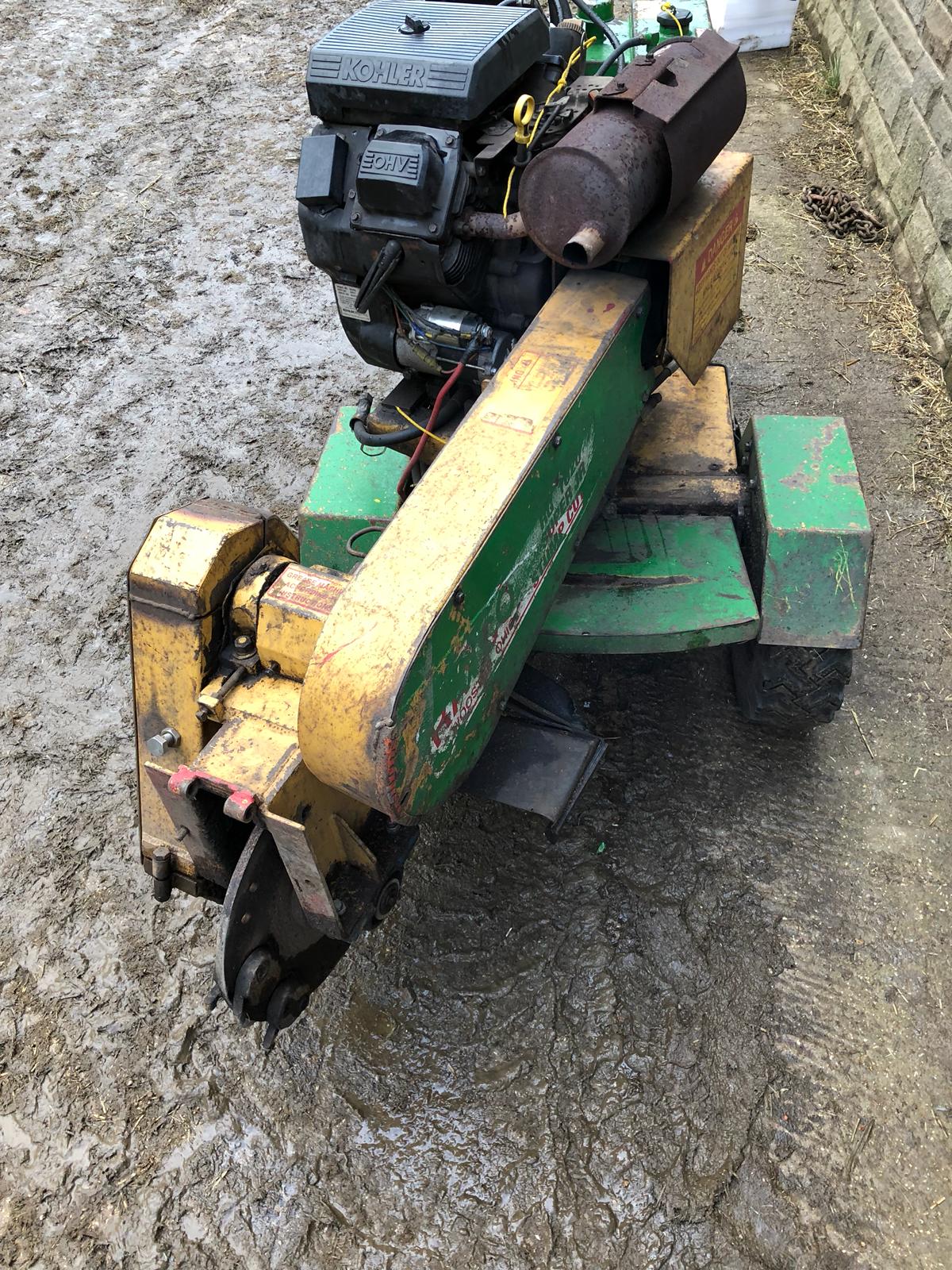 DS - RAYCO RG 1620 SUPER JR HYDRAULIC STUMP CUTTER GRINDER KOHLER 20 HP ...