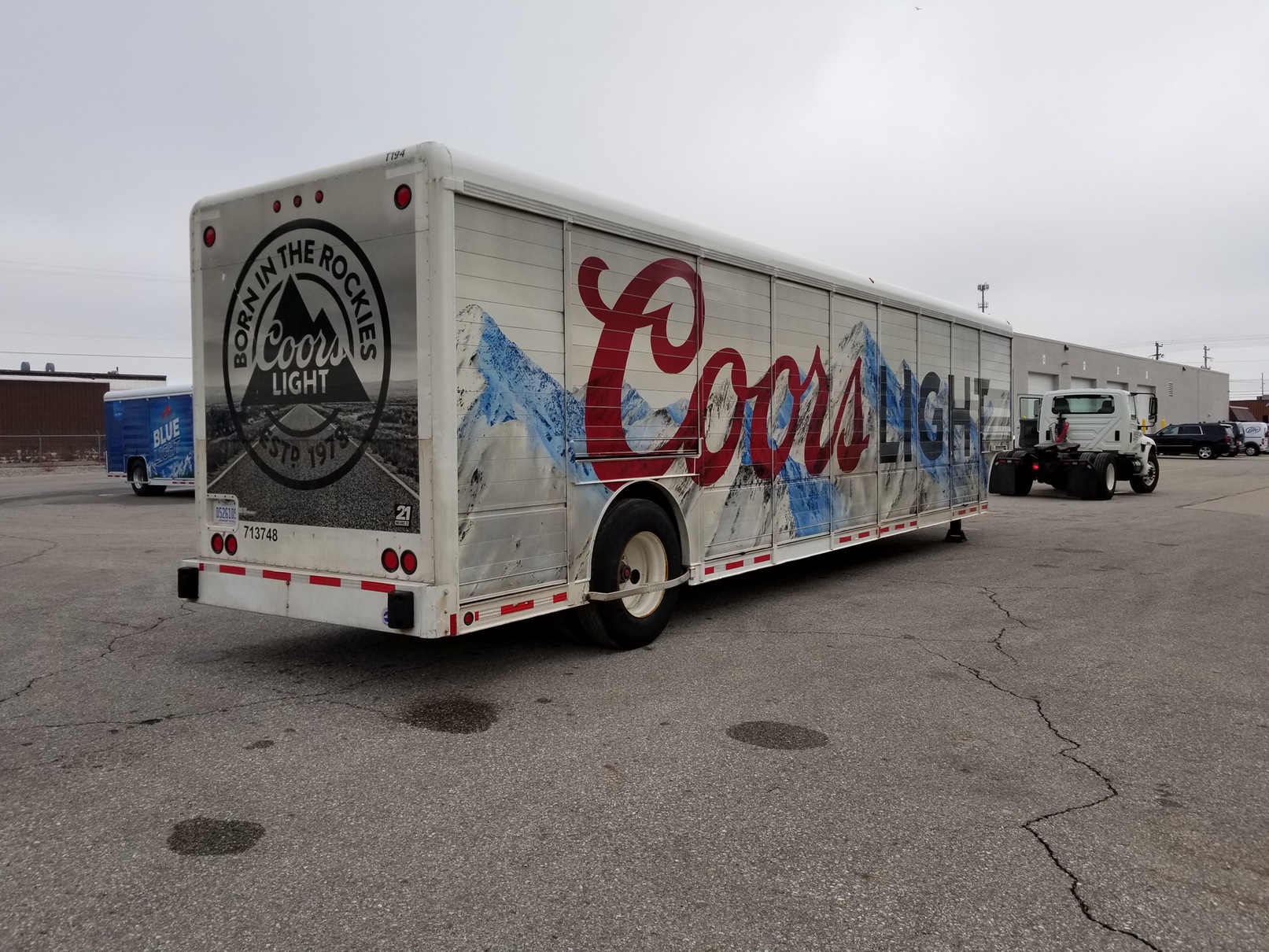 1994 Hackney Single Axle 18-Bay Beverage Delivery Trailer, VIN ...