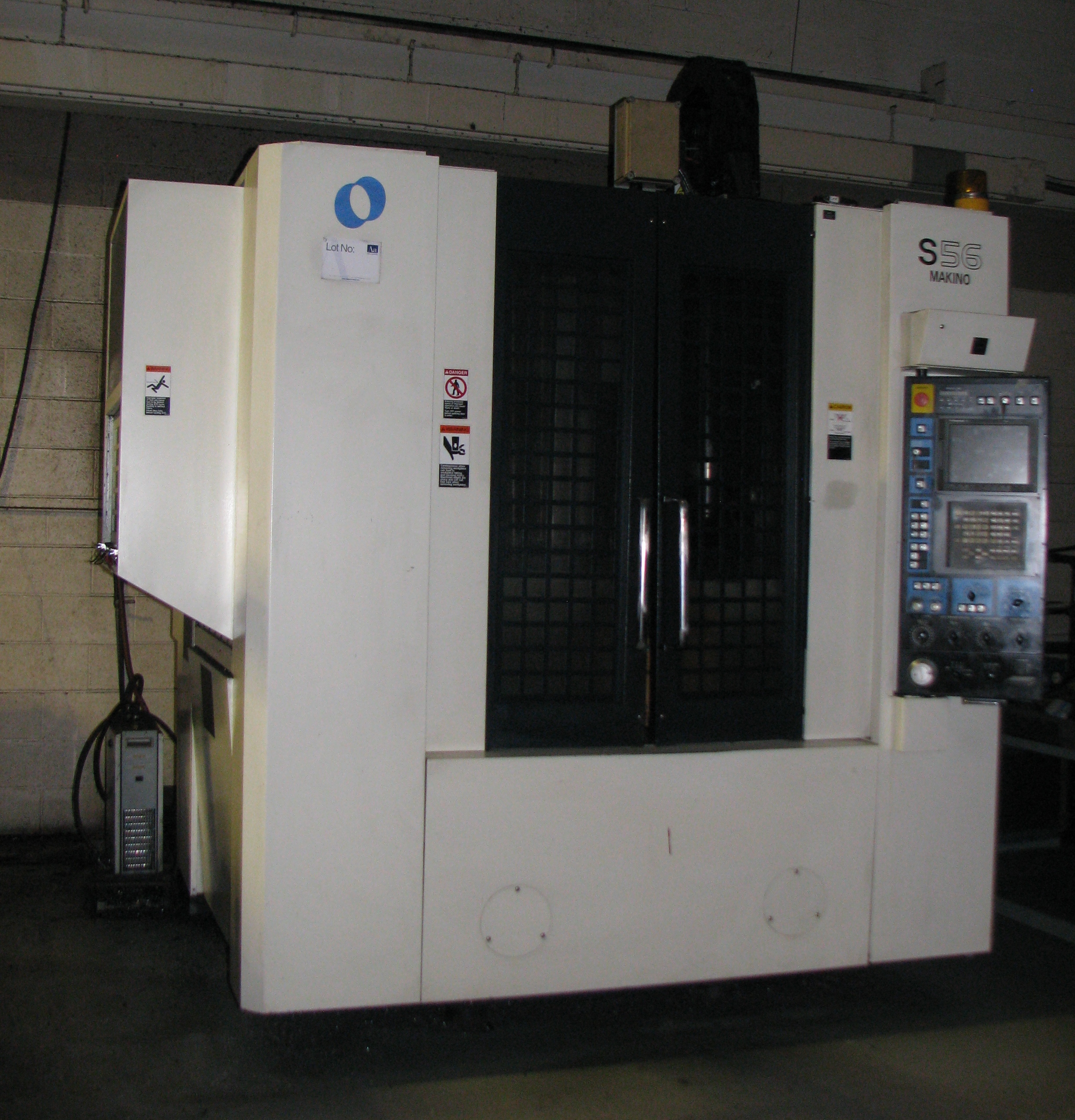 Makino Model S56 CNC Mill w/Laser (Video & Machine Specifications ...