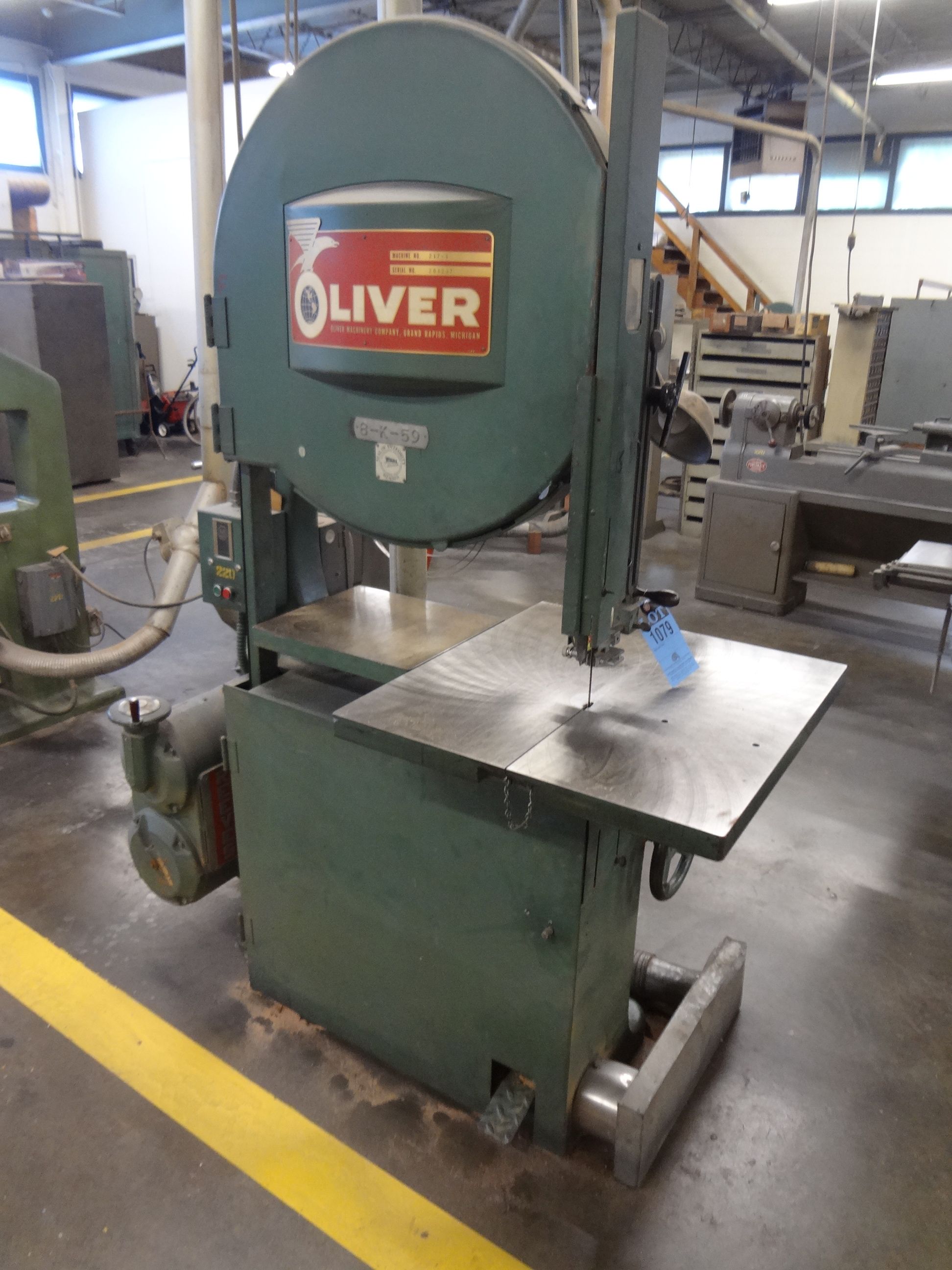 30" OLIVER MODEL 217-S VERTICAL BAND SAW; S/N 201237, 28" X 26" TABLE, 3 HP