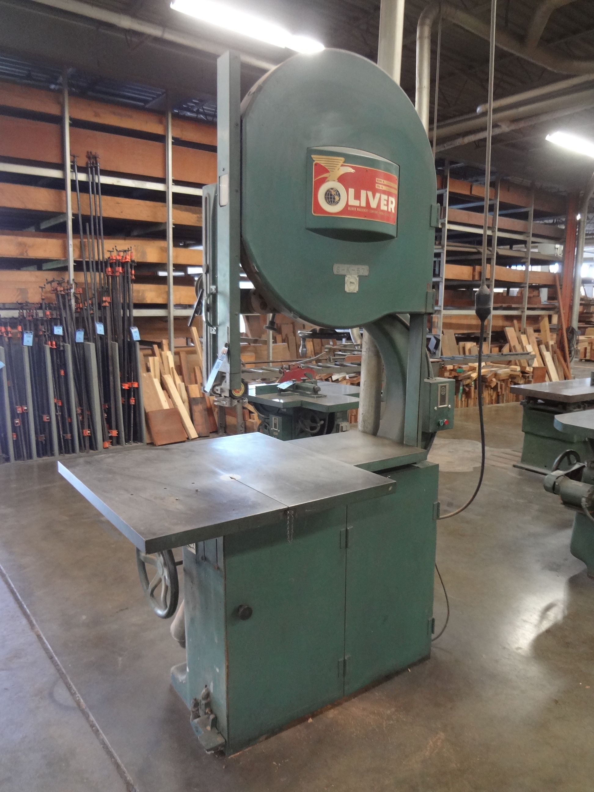 36" OLIVER MODEL 416-DL VERTICAL BAND SAW; S/N 99011, 36" X 36" TABLE
