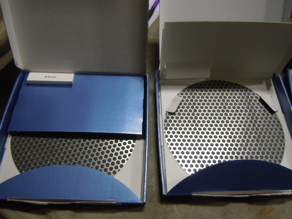 Lot of Struers MD-NAP, MD-PIANO 220, MD-PIANO 600 & Assorted Discs in ...