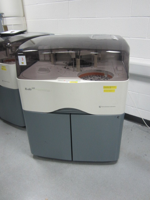 Instrumentation laboratory iLab 650 clinical chemistry analyser, serial ...