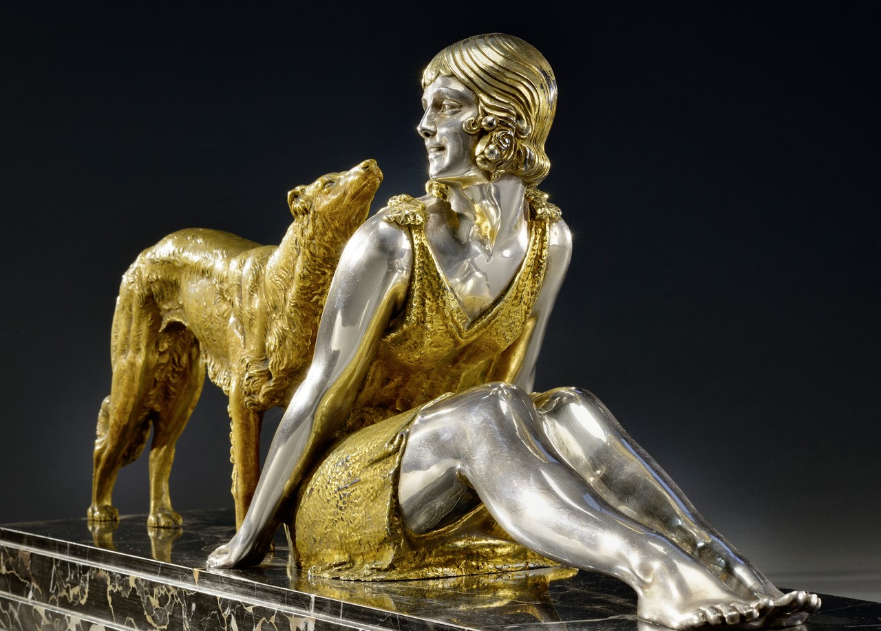 DEMETER CHIPARUS (1886-1947) Sculpture en bronze à patine dorée et ...