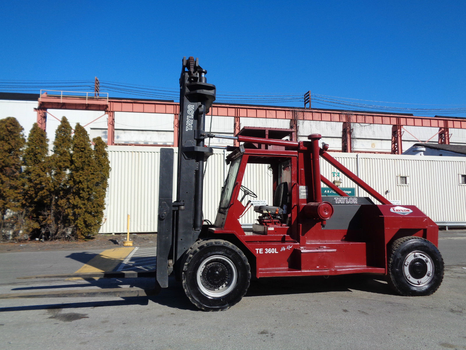 Make: Taylor Model: TE-360L Hours: 2714 Lift Capacity: 36,000 lbs Side ...