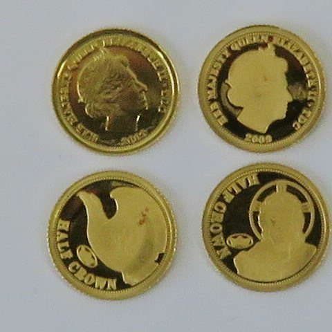 Twelve 'Ides of March' pure gold coins from the Fabula Aurum collection ...