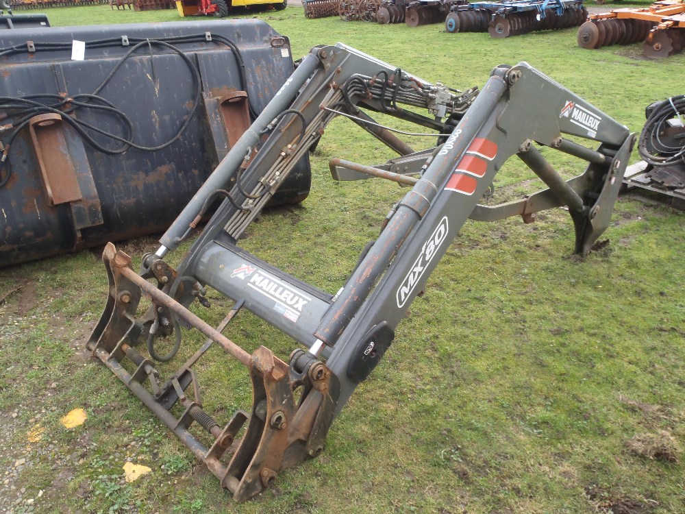 Chilton MX80 Loader with Brackets to fit Case CX90 with Valve Block ...