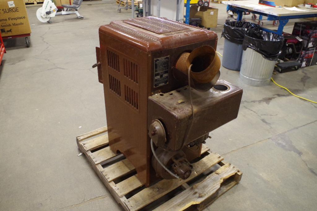 SIEGLER Oil Furnace M/N 4435-U Approx. 22"W x 42.25"H