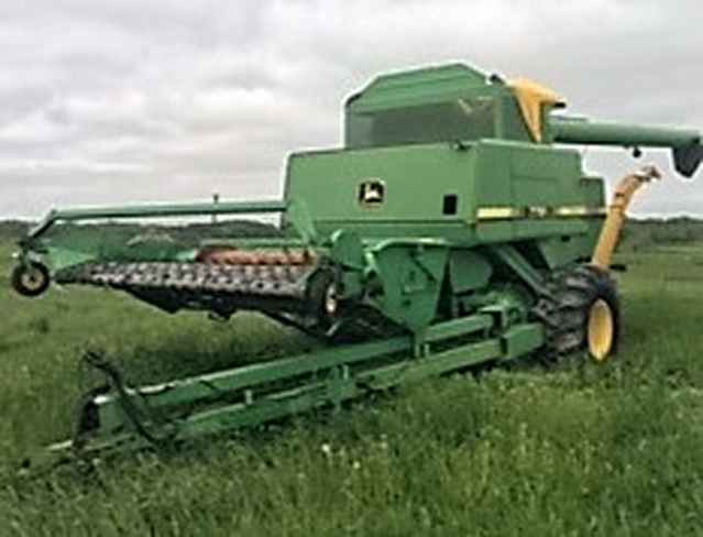 JOHN DEERE TITAN II PT COMBINE; Chaff Collector with Wagon, Redekop ...