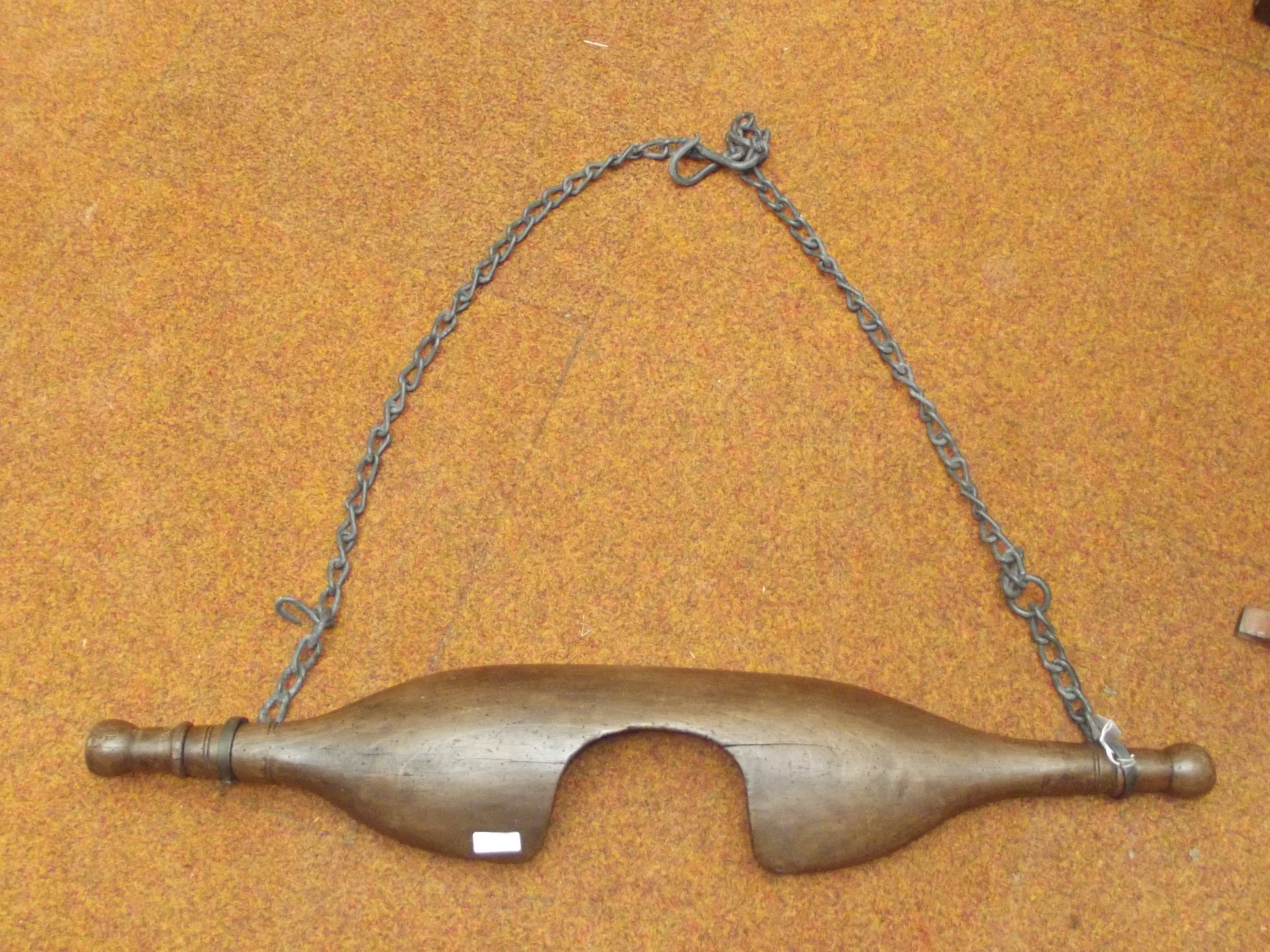 An early shoulder yoke