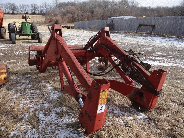 Lot # 21 Case IH 520 Loader w/Bale Spear