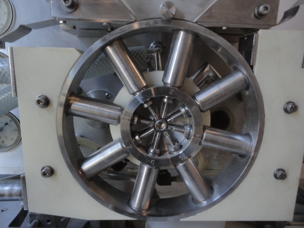 Perry Accofil Automatic Powder Filling Machine, Model ESUA, S/N 2440.