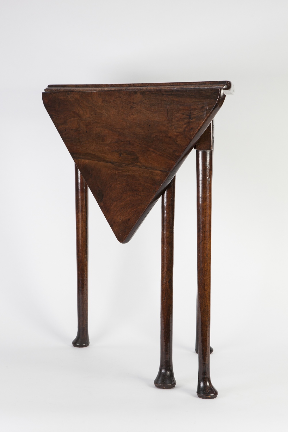 EIGHTEENTH CENTURY WALNUT TRIANGULAR DROP LEAF CORNER OCCASIONAL TABLE ...
