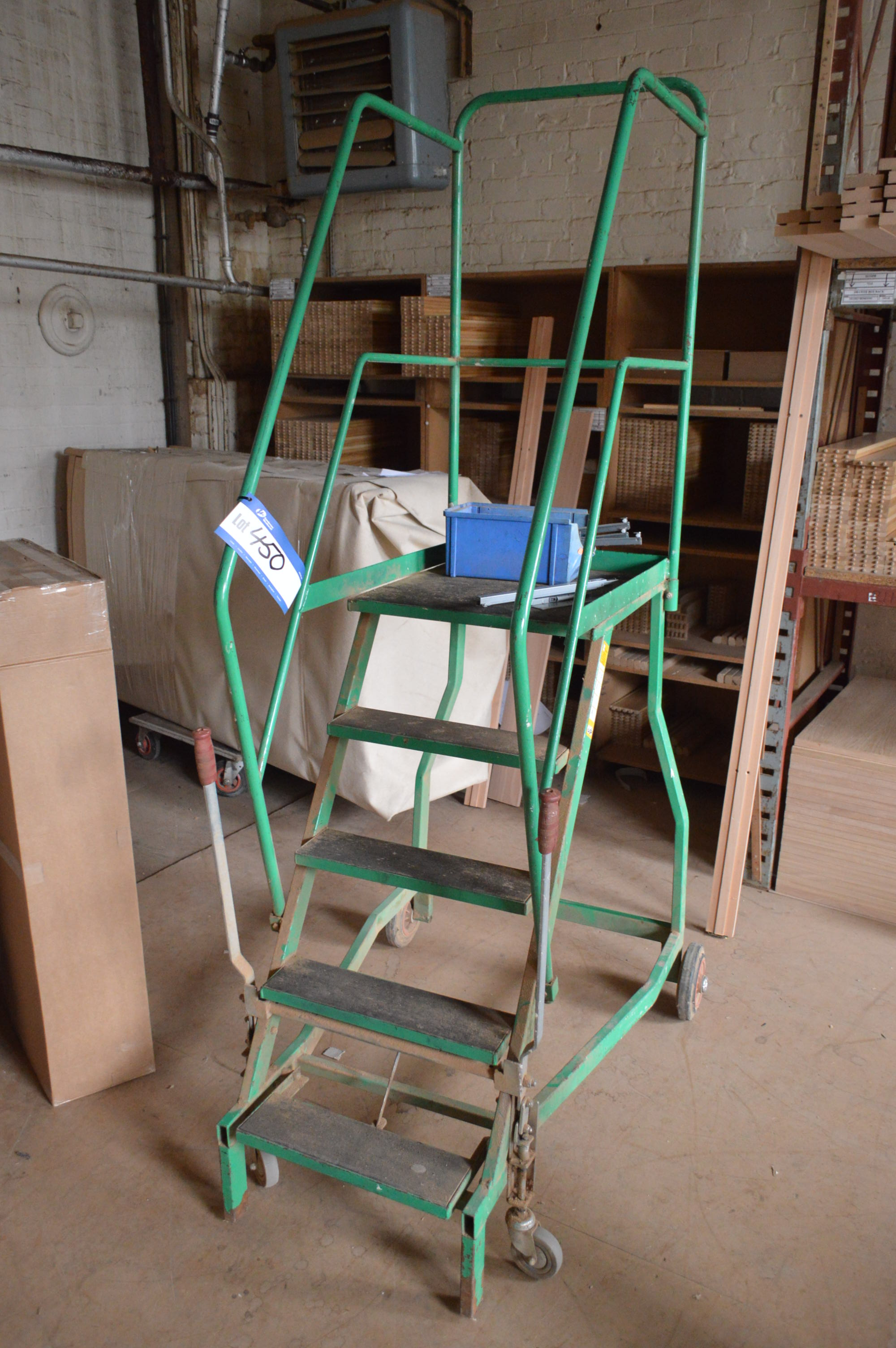 Fort Jason Five Rise Mobile Step Ladder