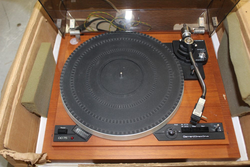 Garrard DD75 direct-drive turntable