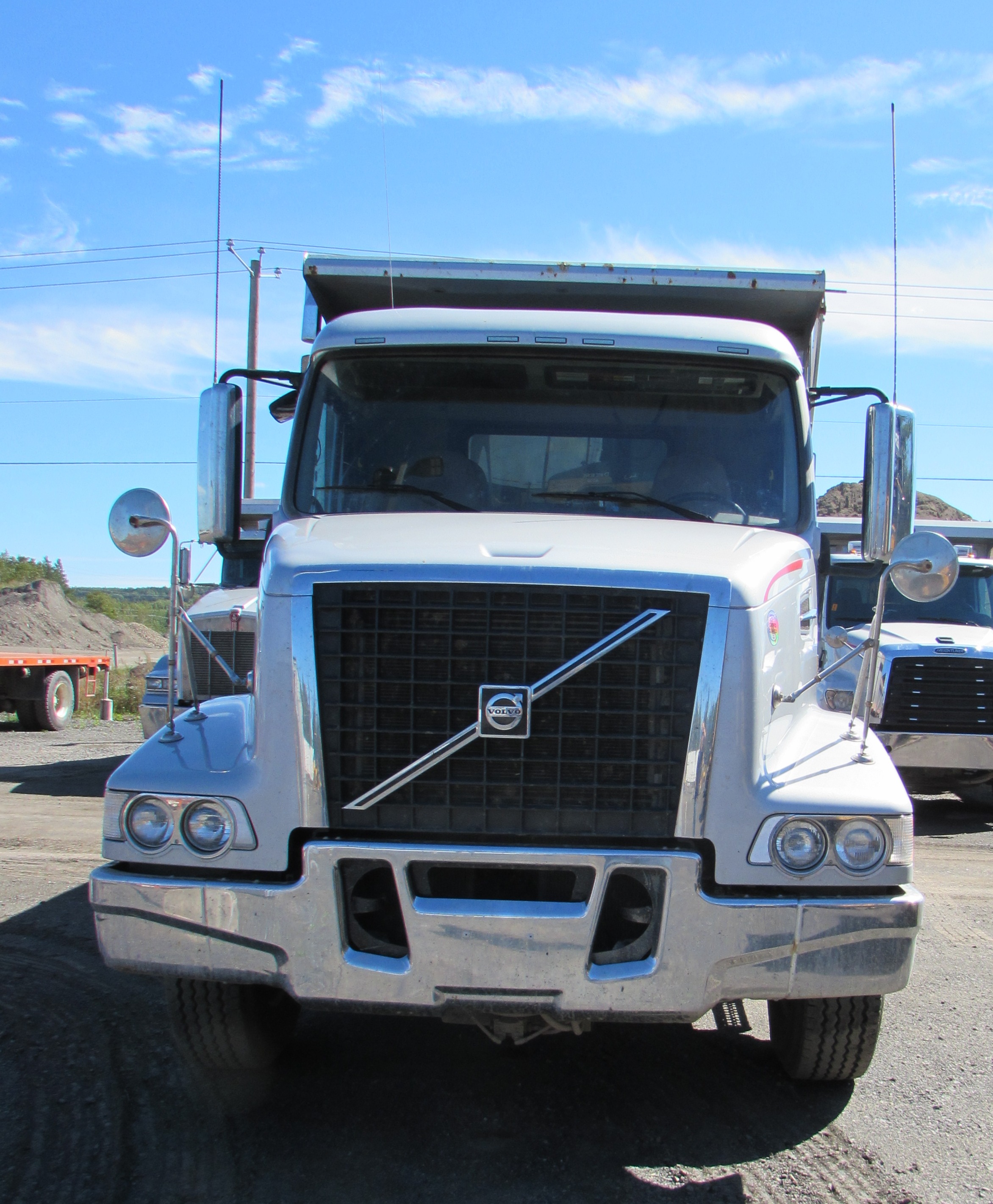 2011 VOLVO VHD TRI-AXLE DUMP TRUCK C/W 6X4 DRIVELINE, VOLVO 10.8L ...