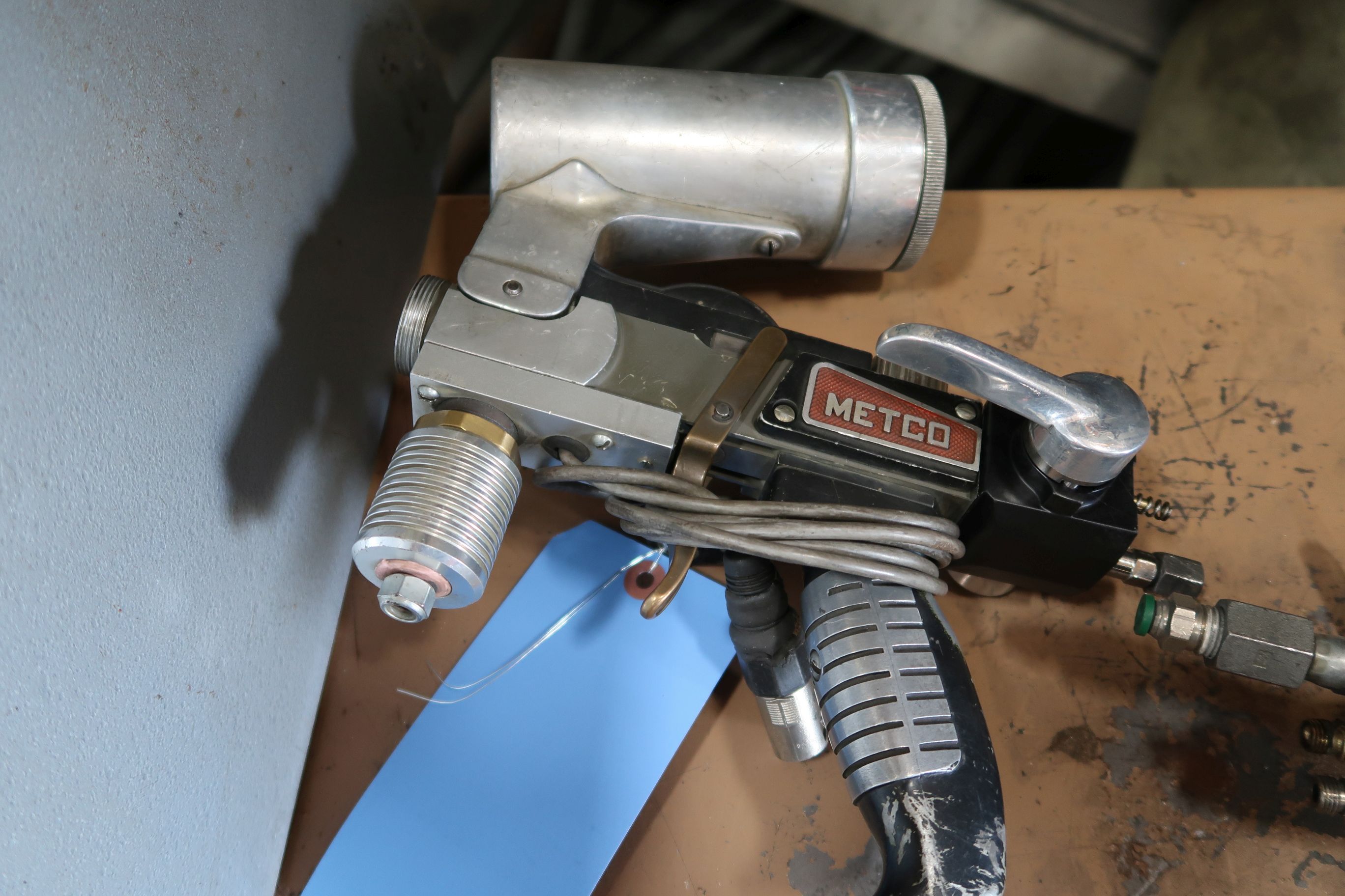 { Group of lots: 111, 112 (P) } METCO MODEL 5P-II THERMO-SPRAY GUN