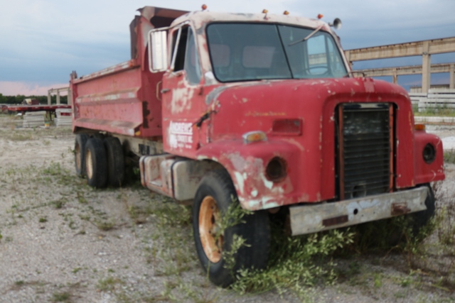 1965 International GMC DCF-400 Dump truck - dually - 15' box - Detroit ...