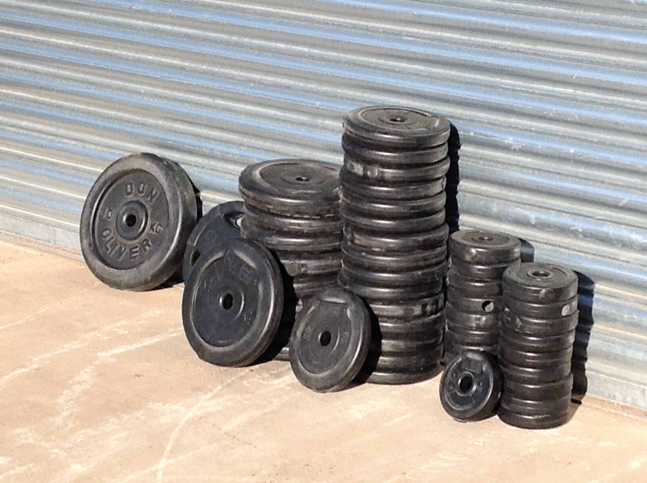 Don Oliver BodyPump Weights ( 20x 1kg / 16x 2.5kg / 9x 5kg / 1x 10kg ...