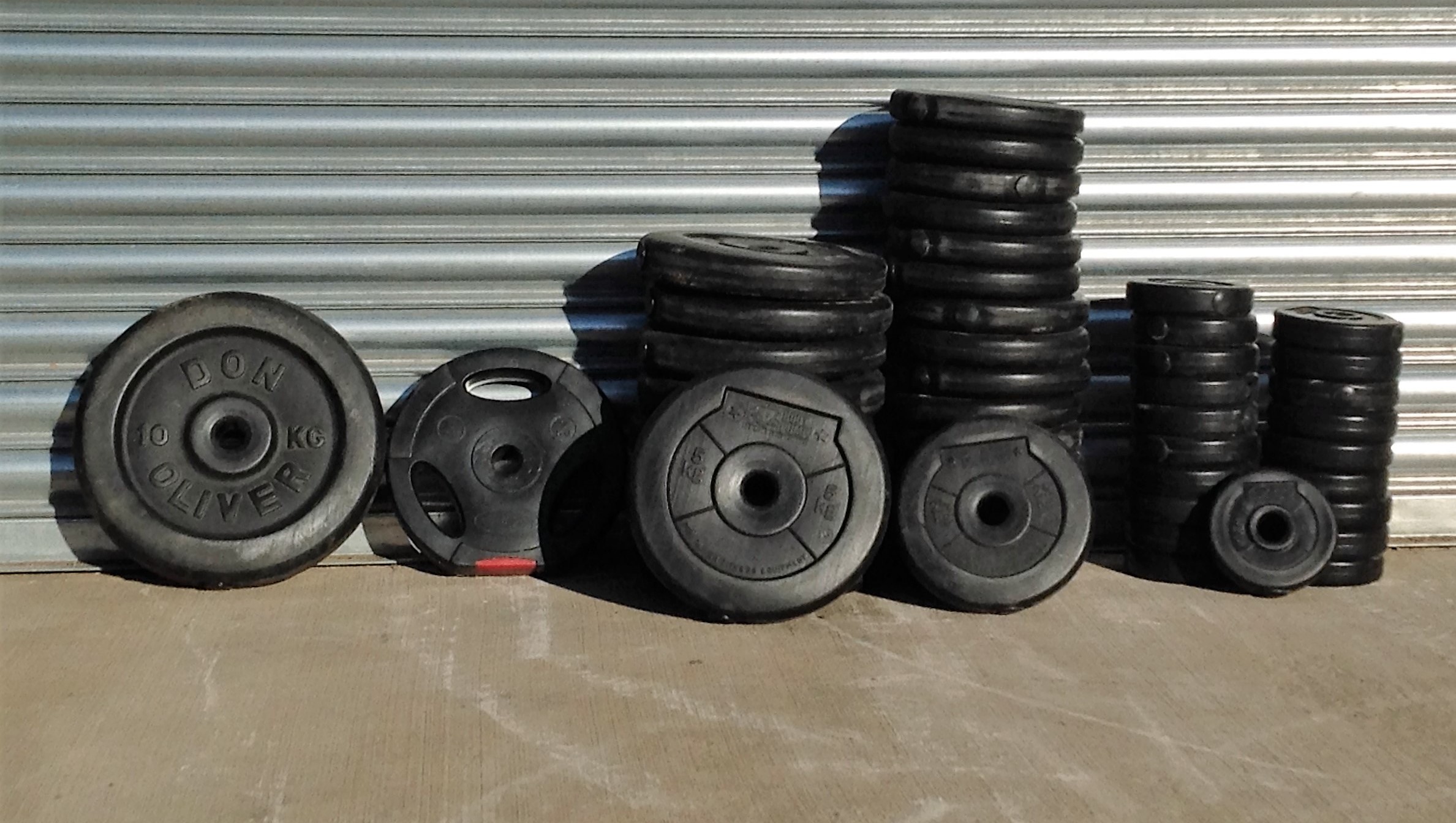 Don Oliver BodyPump Weights ( 20x 1kg / 16x 2.5kg / 9x 5kg / 1x 10kg ...