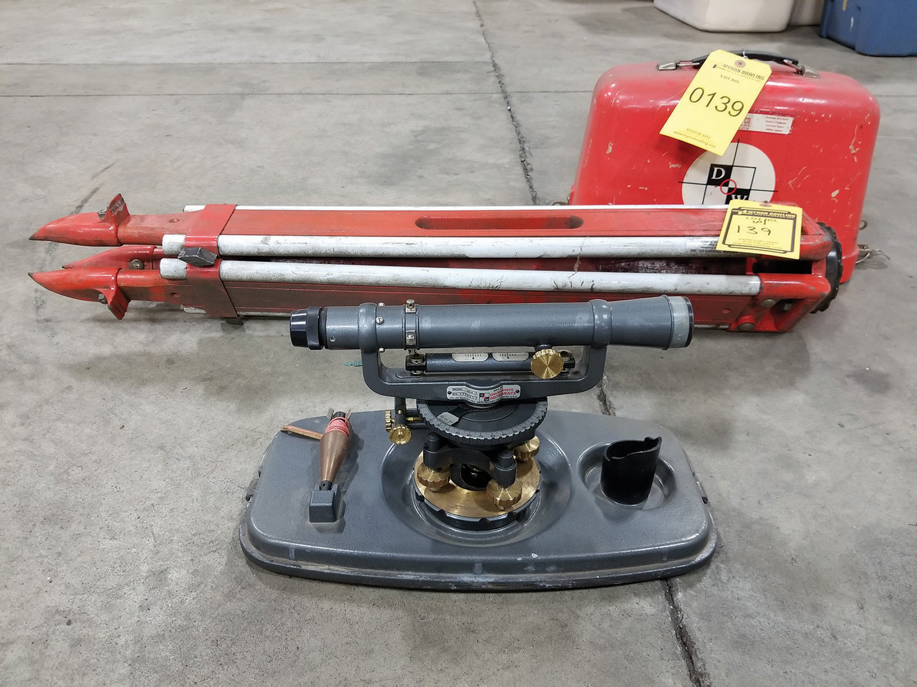 DWI TRANSUM; MODEL 8114, S/N 149465 WITH TRI-STAND BASE