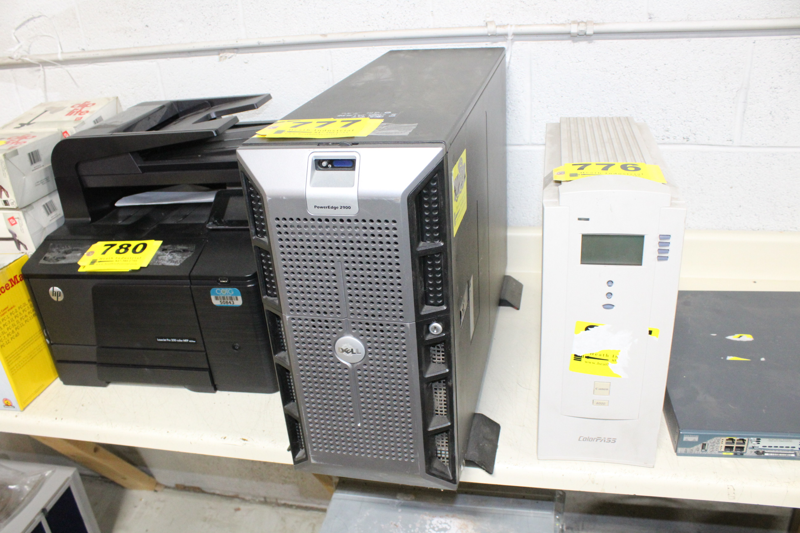 DELL POWEREDGE 2900 MODEL ECM01, S/N BF5YZC1