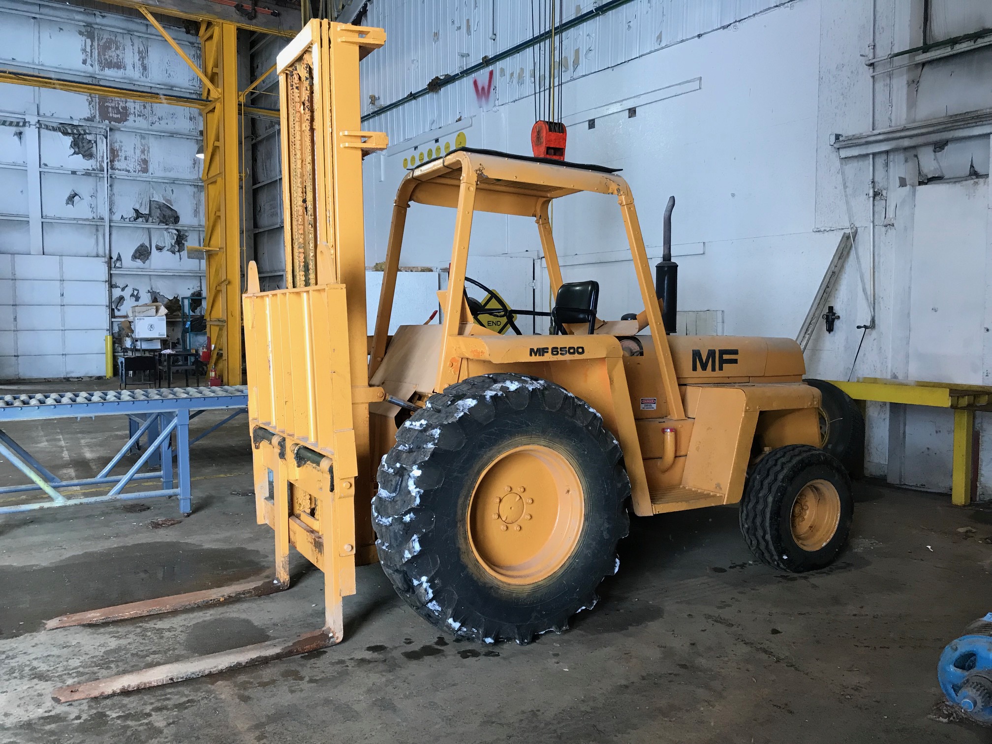 MASSEY FERGUSON MODEL MF6500 6,500-Lbs. Capacity Diesel Powered Rough ...