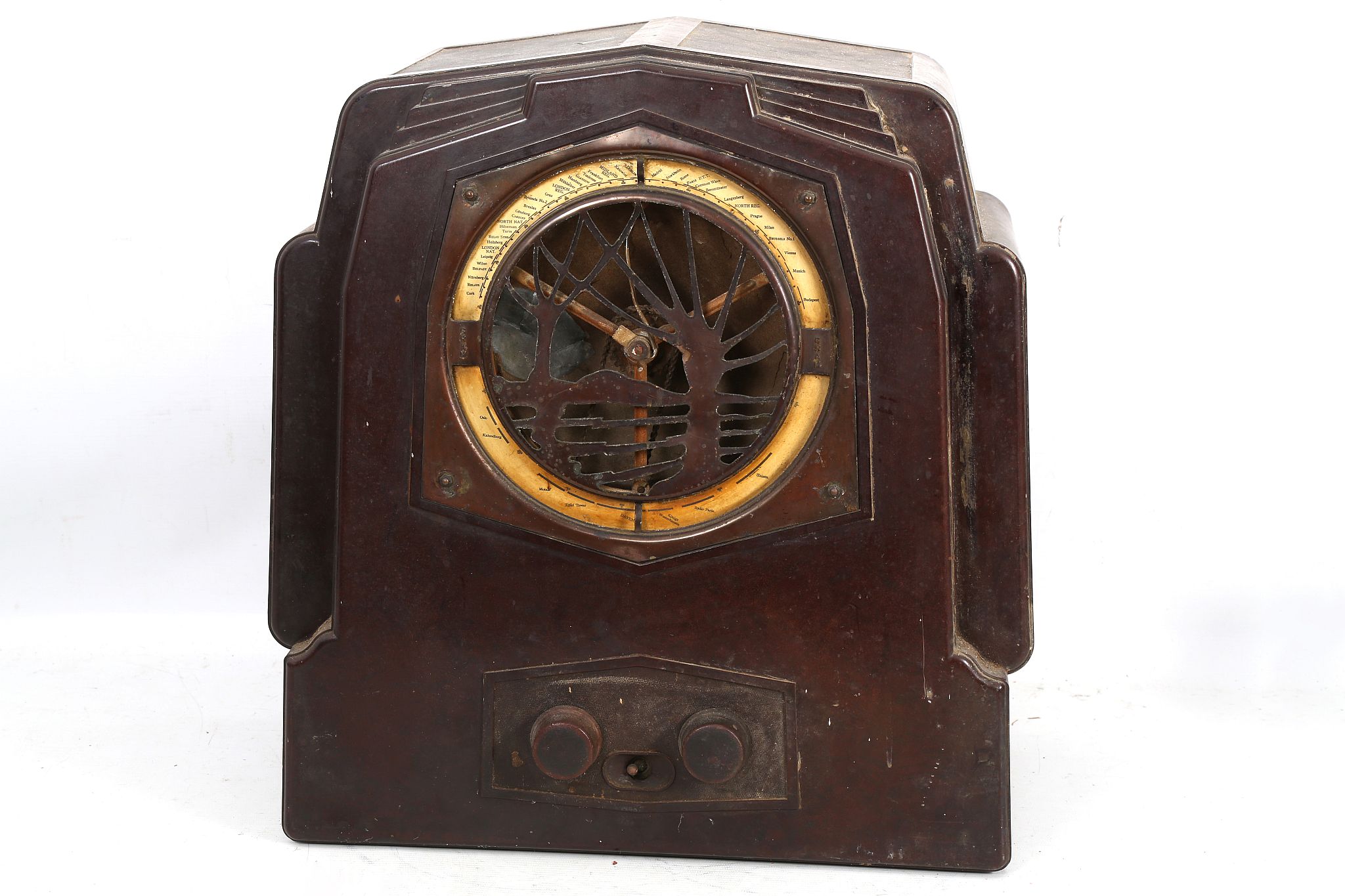 An Art Deco Ekco Bakelite radio of large size, electric receiver, 46cm ...